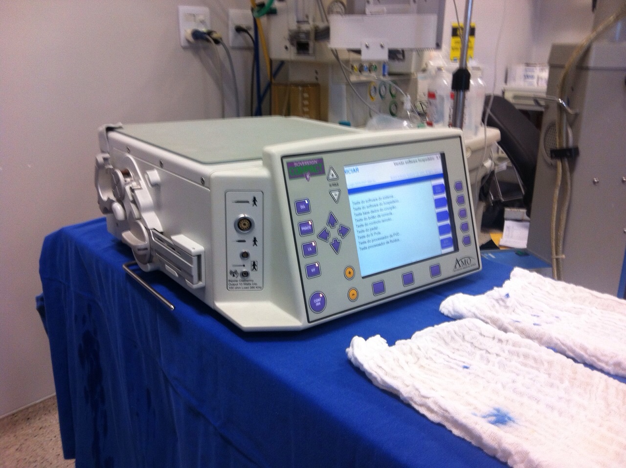 FACOEMULSIFICADOR SOVEREIGN COMPACT SEMI NOVO COMPLETO | OftalmoTrade